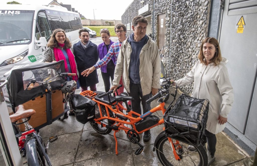 Minister Eamon Ryan visits Dingle Peninsula - Dingle Peninsula 2030 ...